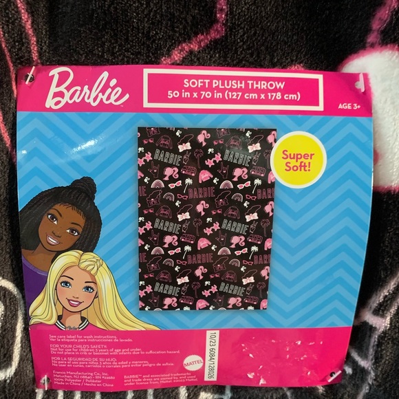 Barbie | Bedding | Nwt Barbie Plush Throw | Poshmark